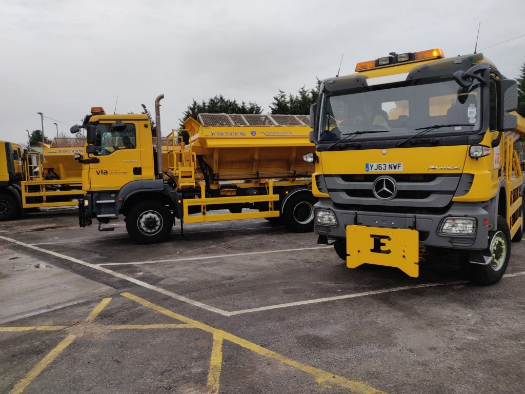 Gritters out tonight as road surface temperatures fall to below zero ...