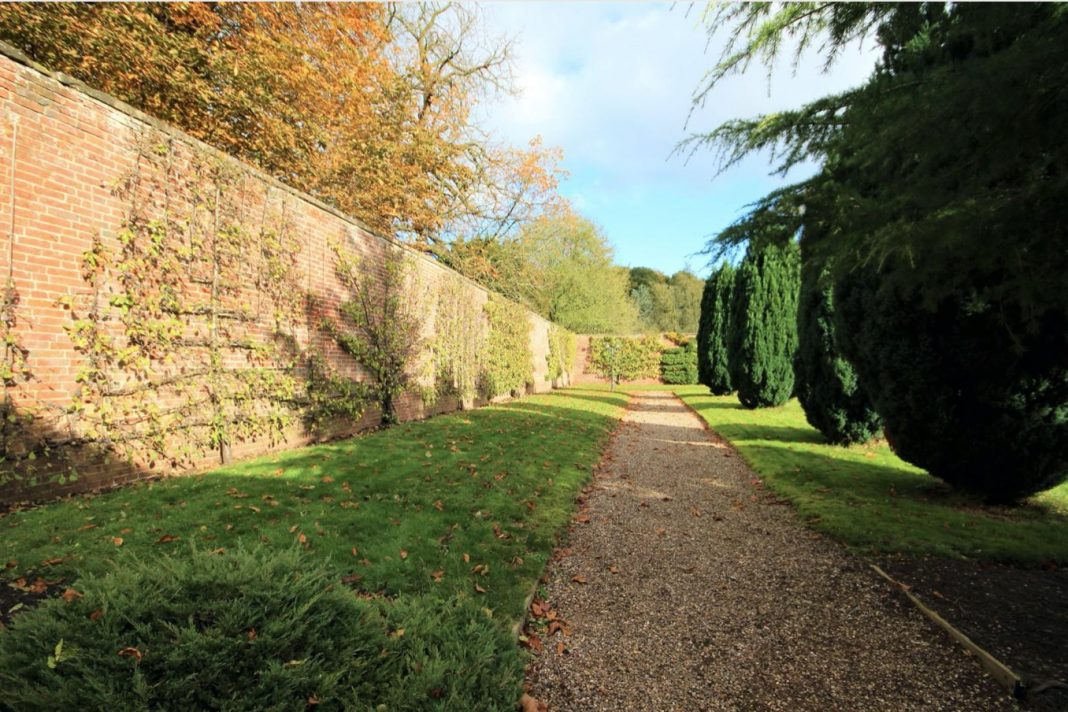 Pictures: Bespoke £1.6m home in Papplewick hits the property market ...