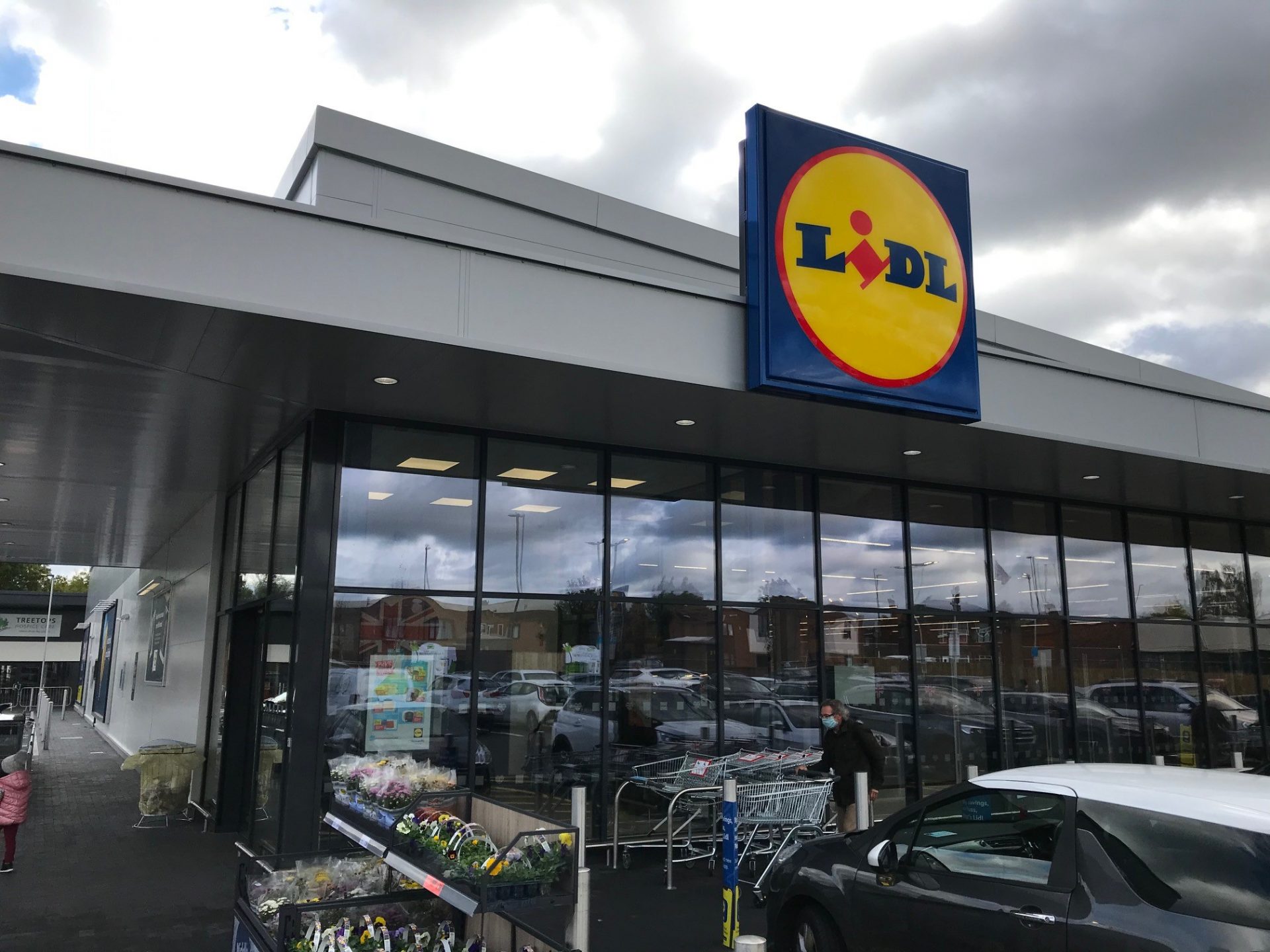 Retailers and food outlets confirm openings at new Nottingham retail ...