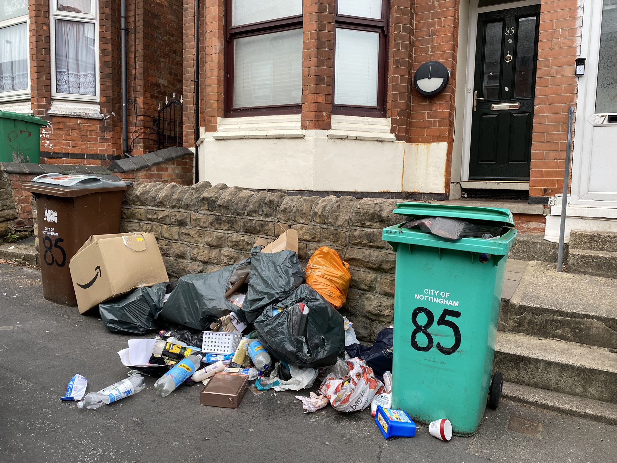 Residents' association slams 'disgraceful mess' left in Nottingham ...