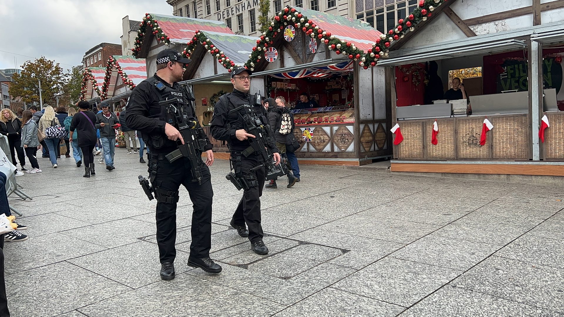 Armed police officers resume reassurance patrols in Nottingham city ...