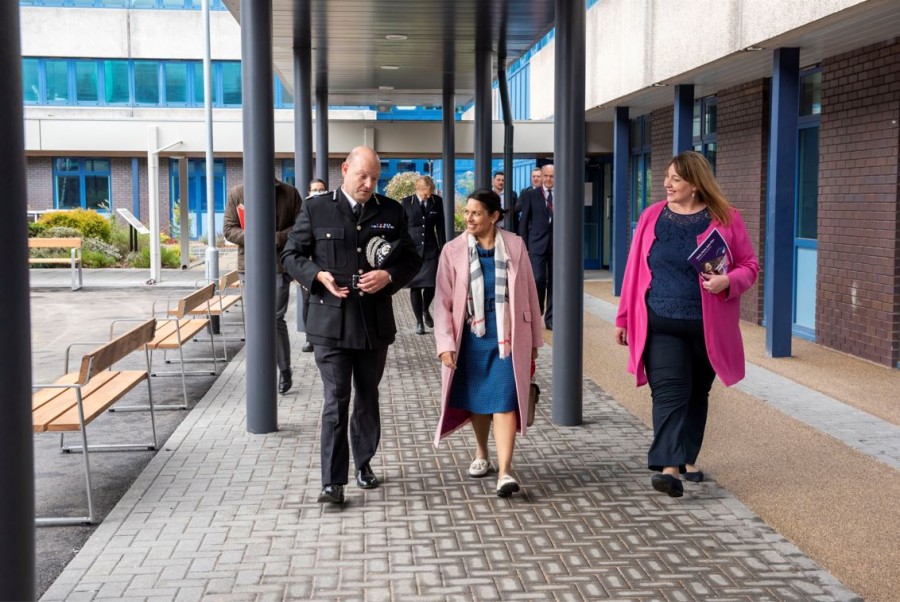 Home Secretary visits Nottinghamshire Police headquarters | West ...