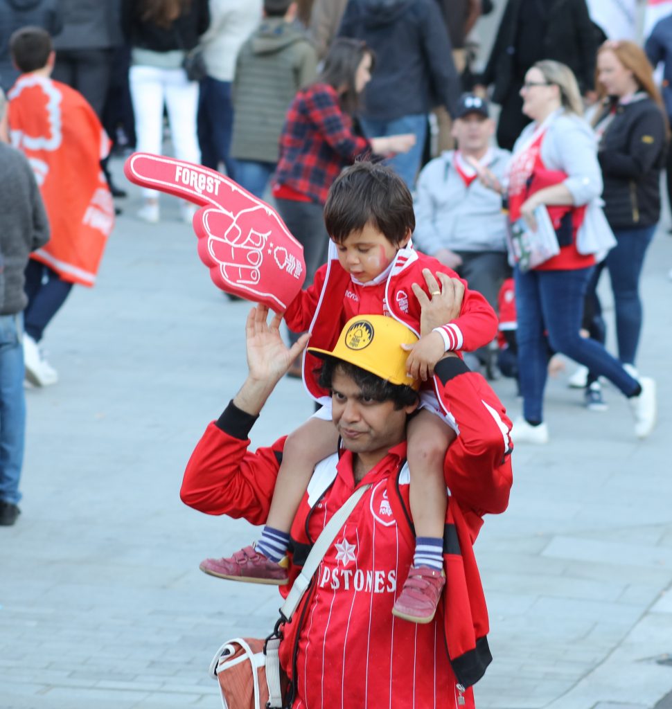Pictures: Incredible images show Nottingham Forest fans celebrating ...