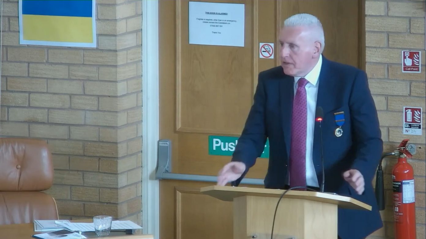 Former Labour MP Lord Vernon Coaker given the freedom of Gedling | West ...