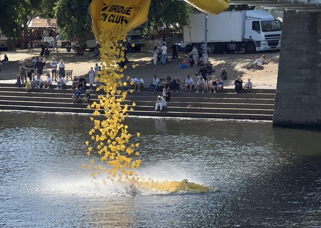 Pictures: The Great Nottingham Duck Race off to a flying start...almost ...