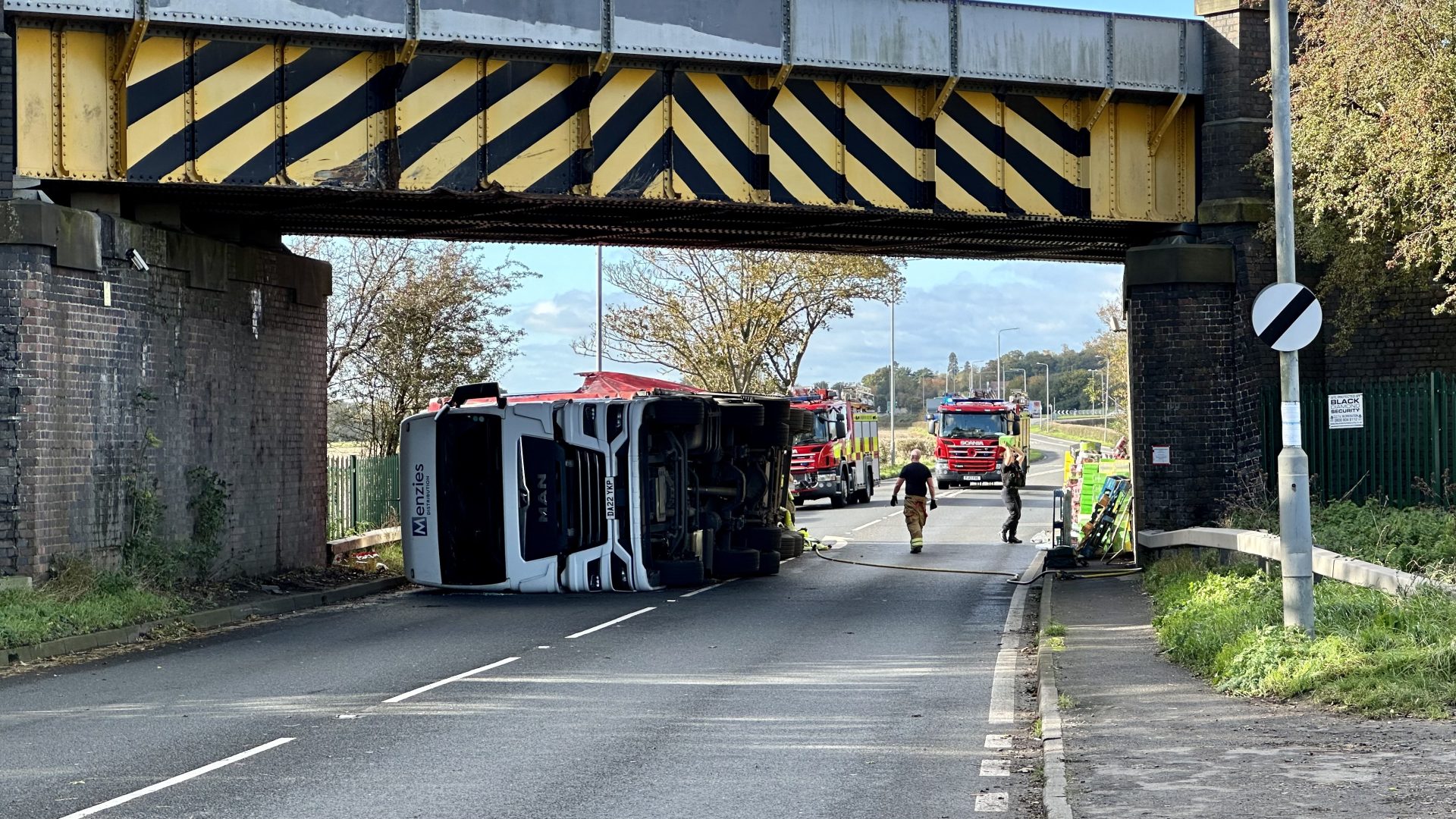 Bridge Strikes: October sees a peak in lorries hitting bridges, say ...