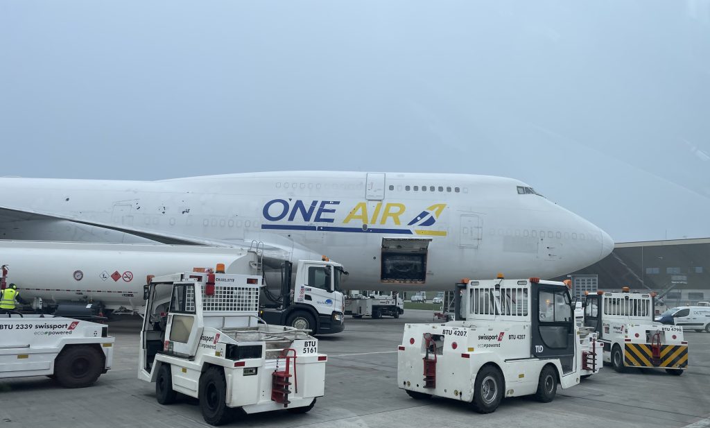 New One Air 747-400 cargo operation takes off at East Midlands Airport ...