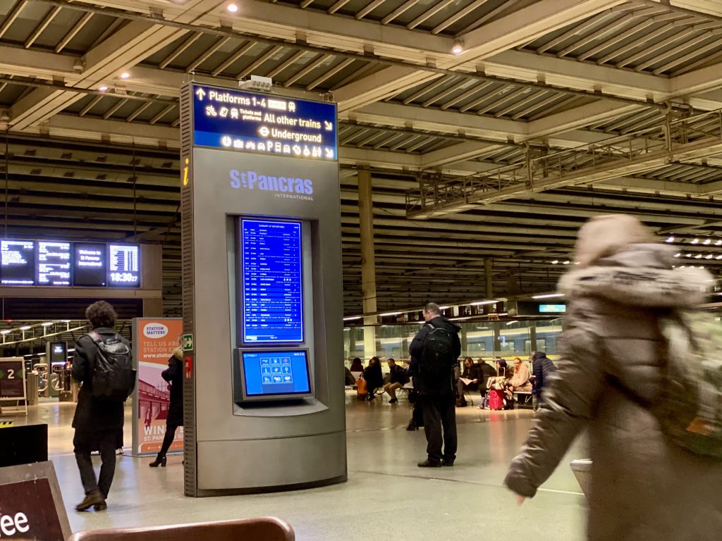 Seven more ticket gates and new lounge at St Pancras Station for EMR ...