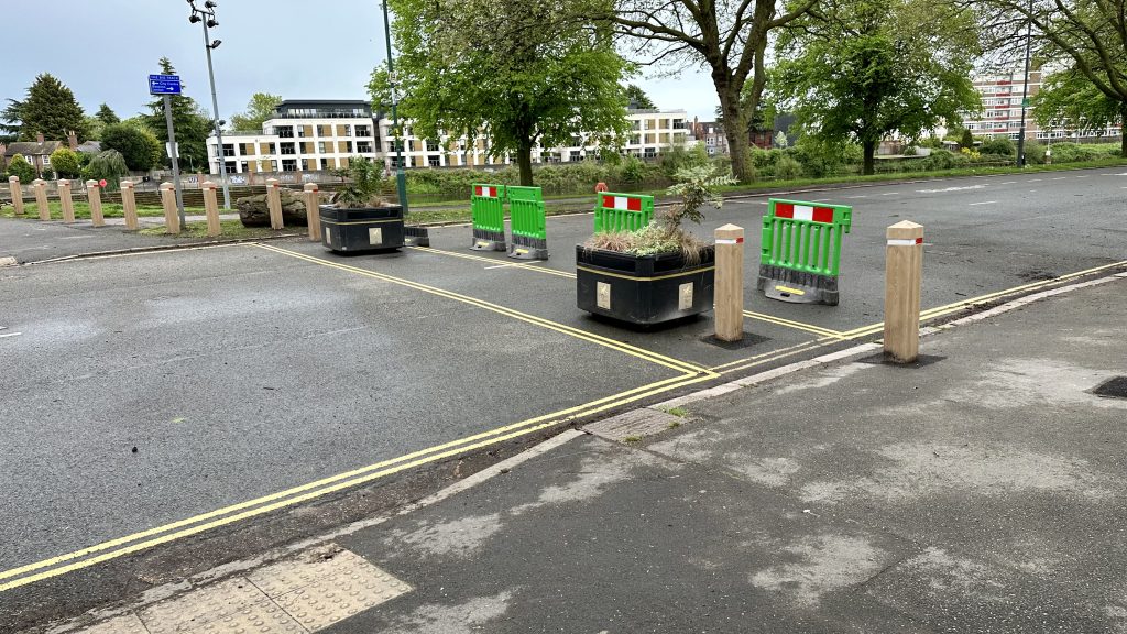 Victoria Embankment gets traffic enforcement ANPR cameras along with ...