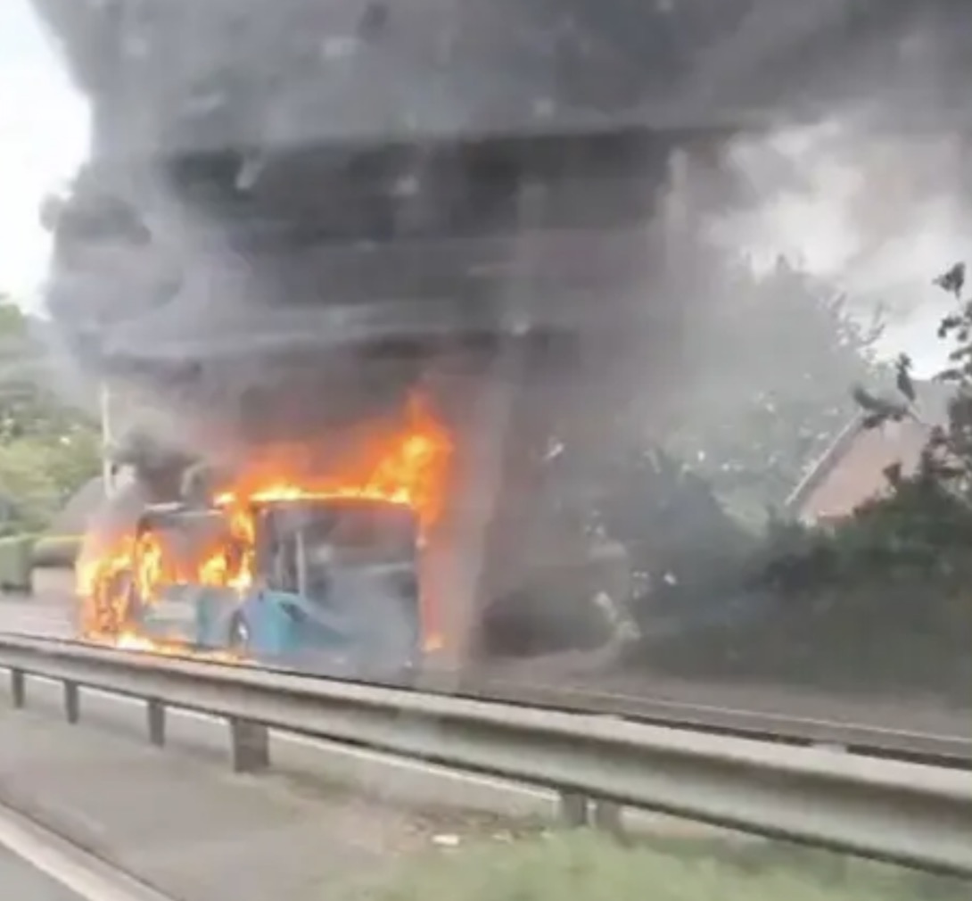 A52 Gamston closed after bus fire | West Bridgford Wire