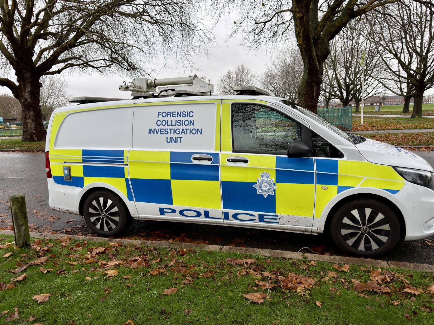 Police update after car seen entering the River Trent - underwater ...