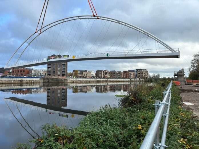 New images show Waterside Bridge slowly lifted into its River Trent ...