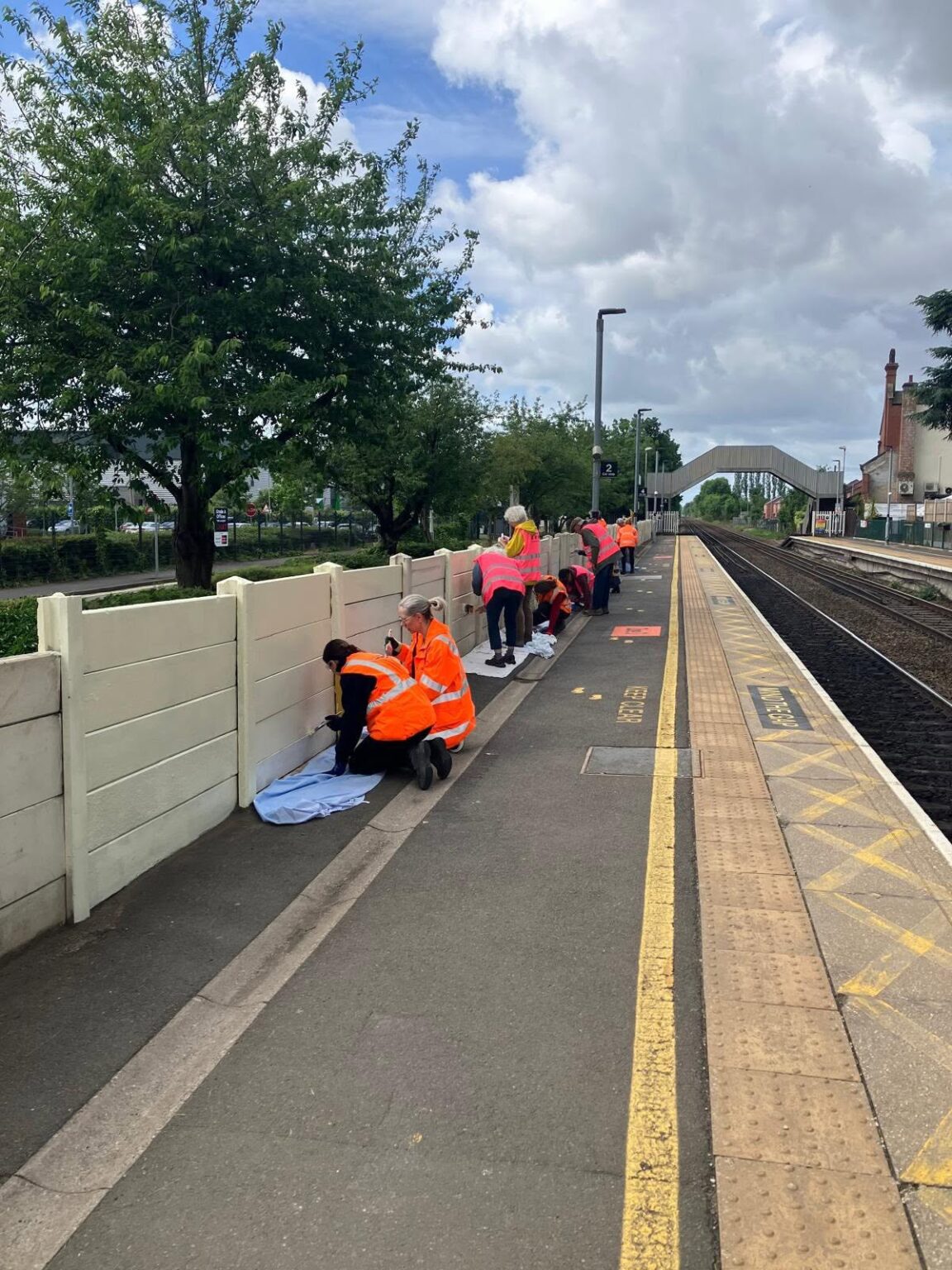 Partnership work delivers further improvements at Beeston Station ...