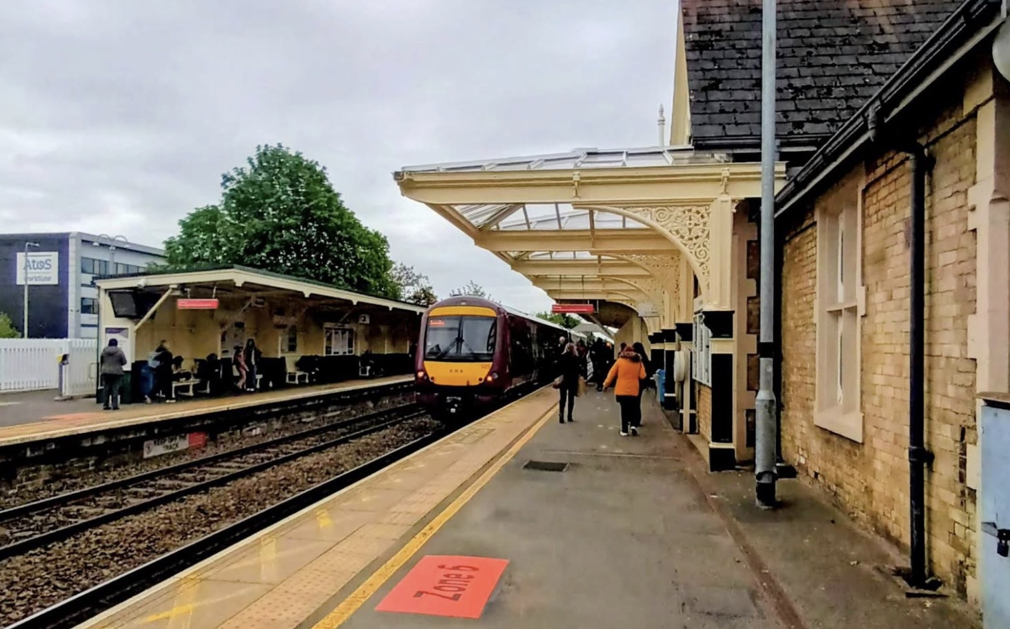 Partnership work delivers further improvements at Beeston Station ...